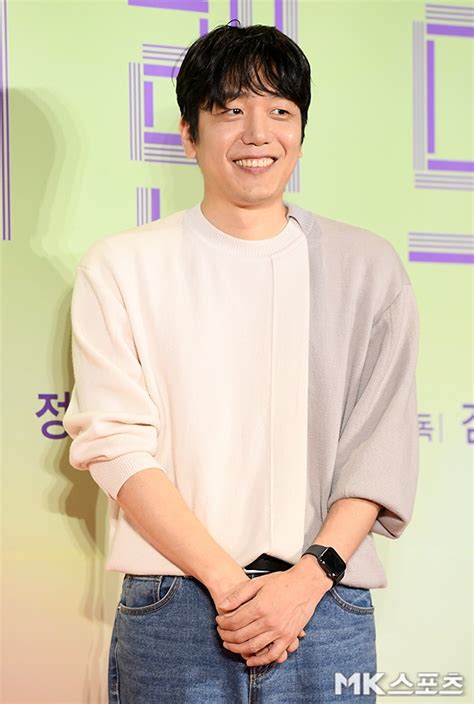 스포키 ‘선재 업고 튀어 허형규 두손 모으고 공손한 자세빌런이라 죄송합니다