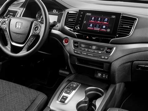 2025 Honda Ridgeline 137 Interior Photos Us News