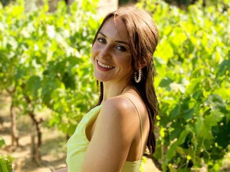 Who Is Bubba Wallaces Wife All About Amanda Carter