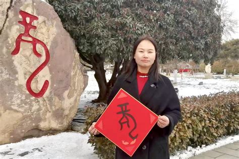 馆长带你打卡“中国龙”丨走进殷墟博物馆 看3000年前的龙字长啥样 每日新闻网