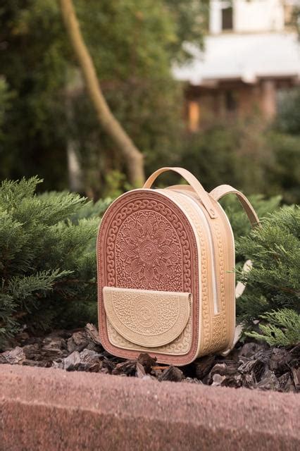 рюкзак шкіряний в Івано Франківській області від компанії Vector вироби з натуральної шкіри