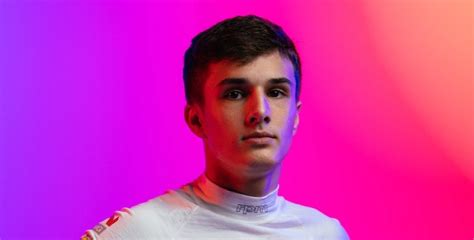 H O M E Alex Ninovic