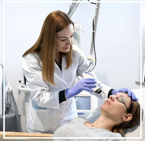 Laserowy Lifting Twarzy CO Cosmomedical