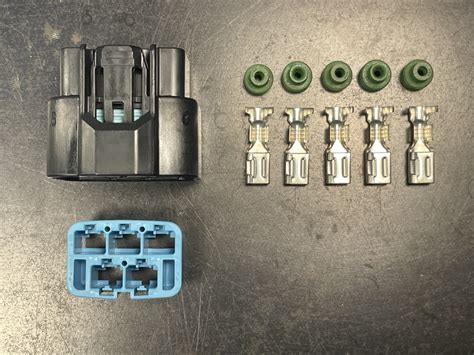 Sumitomo HX187-5S Connector – PT Motorsport