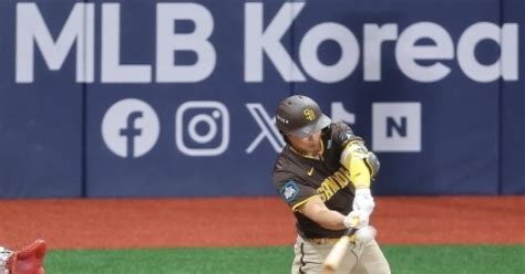 Mlb야 Kbo야 김하성 2개 오지환 이재원 한국 선수들만 홈런 4방 쾅쾅쾅쾅sd Lg전 9득점 중 한국
