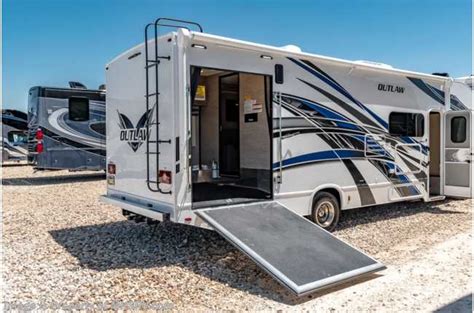 2021 Thor Motor Coach Outlaw Toy Hauler 29s Toy Hauler Class C Rv W