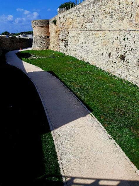 AL CASTELLO DI OTRANTO
