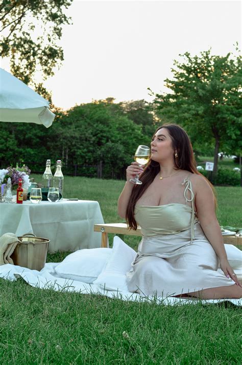 Locations Sunny Picnic