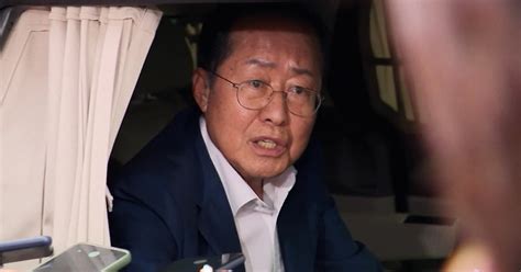 홍준표 대구시장 물난리 속 골프 논란 사과하라” Vs 개인일정”