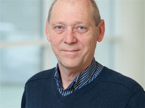 Fanget På Overvågning Flemming Fulgte Ulvens Jagt På Kalve Tv Midtvest
