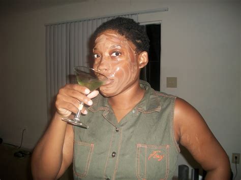 Shannon Pogue Eats Make Your Own Face Masks Foot Scrubs And More On