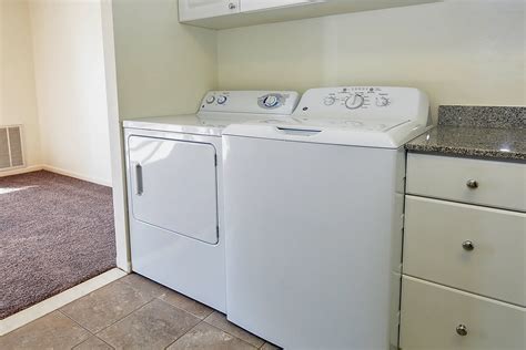 Main Line Berwyn 750 Old Lancaster Rd Berwyn Pa Apartments For