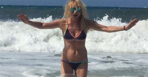 Monika Olejnik zachwyca swoją figurą na plaży