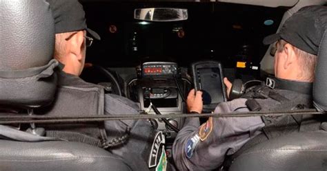 Na Ficha Da Polícia Rn Carros Da Polícia Militar Do Rn Estão Sendo