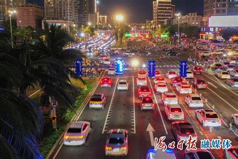 提高可变车道通行效率！海口这13个路口加装指示标牌→大道方向龙昆