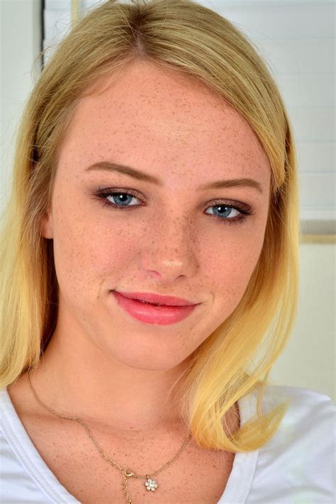 Dixie Lynn Profile Images — The Movie Database Tmdb