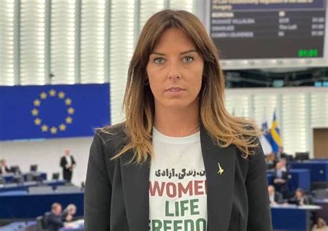 L Europarlamentare Isabella Tovaglieri Si Appella All Europa Usciamo