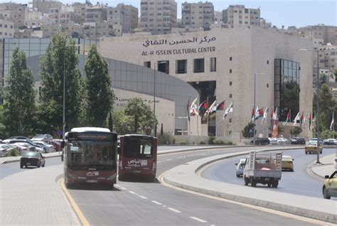 قصص مصورة تشغيل تجريبي للباص سريع التردد في عمّان