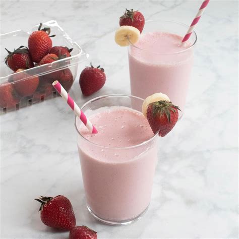 Strawberry Banana Yogurt Smoothie Recipe How To Make It
