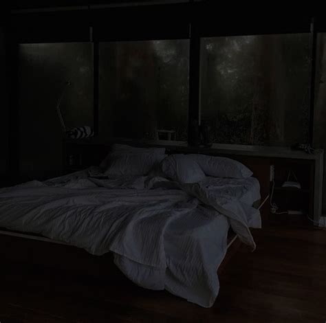 Dark Aesthetic Bedroom Inspiration