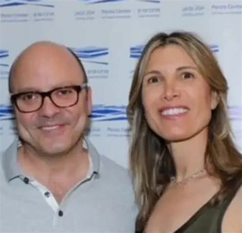 עירית ויונתן קולבר החברים החשישיניקיים של גדעון סער