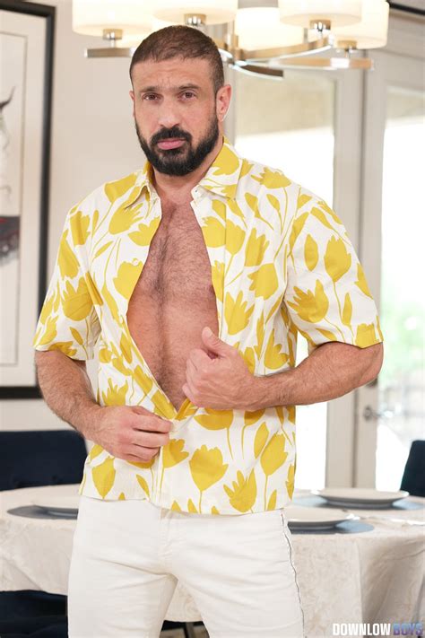Ty Roderick JJ Lake And Marco Napoli In Serving Ty Rodericks Tasty Cock Daily Squirt