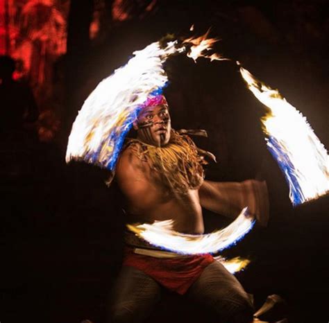 Hula Fire Dancers Kalena S Polynesian Ohana Mauga Mu