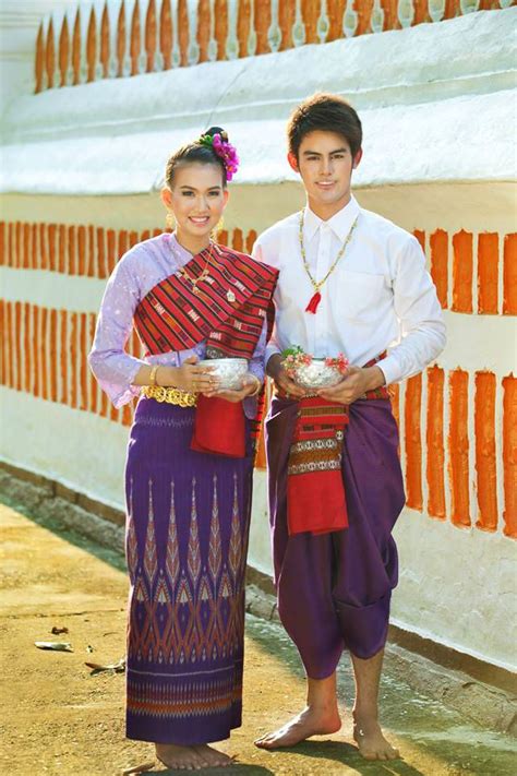 Traditional I San Costume Northeastern Of Thailand ลานคำดีไซน์