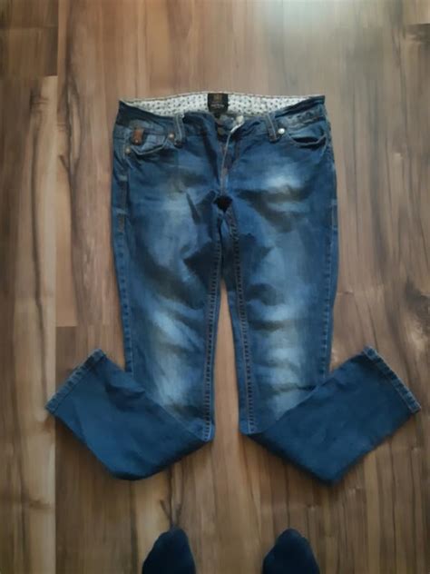 Джинси фірмові — ціна 70 грн у каталозі Джинси Купити жіночі речі за