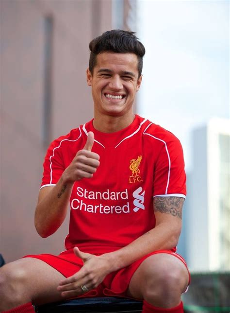 Pin De Lara Santos Em Football ♤ Philippe Coutinho Phillipe Coutinho