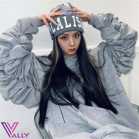 بیوگرافی کیم جیسو Jisoo خواننده و بازیگر کره ای عکس های جدید