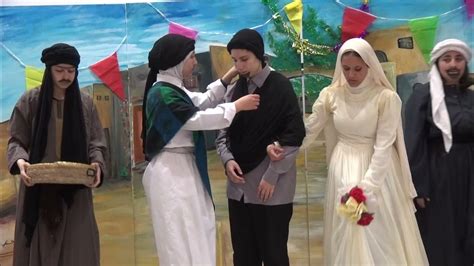 مسرحيه صانع الفرح إعداد و إخراج عبير بطاينه مدرسة سما الروسان