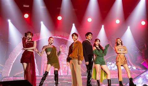 รวมรูปภาพของ เอิร์ท มิกซ์ ปอนด์ ภูวิน จุง ดัง ส่งโมเมนต์ความฟิน ในงาน
