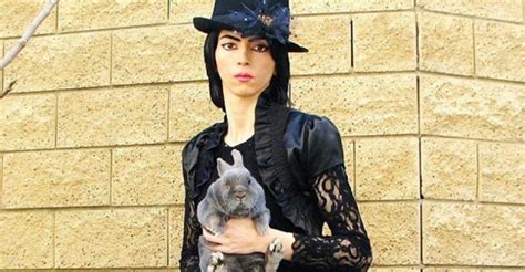 بیوگرافی نسیم اقدم؛ ماجرای تیراندازی و حمله نسیم نجفی به یوتیوب و عکس