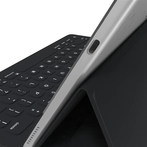 Ipad Pro 및 Apple Smart Keyboard 조작 3d 모델 49 Max Free3d
