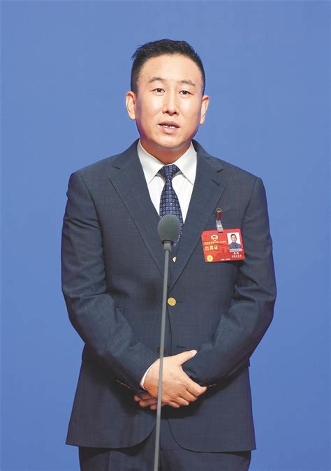 省政协委员、一龄医院管理集团董事长李玮：把政策优势转化为诊疗优势海口网
