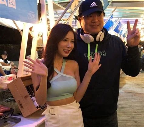 美艷dj萬聖辣扮「爆乳蜘蛛人」粉跪喊：拯救世界靠您了！ 娛樂星聞
