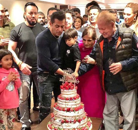 Inside Pictures And Videos From Salman Khans Birthday Party