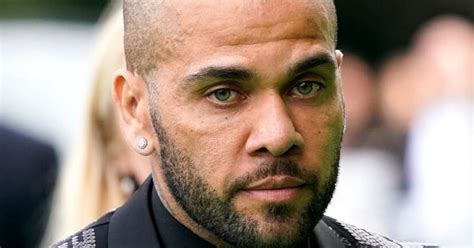 El Barcelona Borró A Dani Alves De Su Lista De Leyendas Enterate Noticias