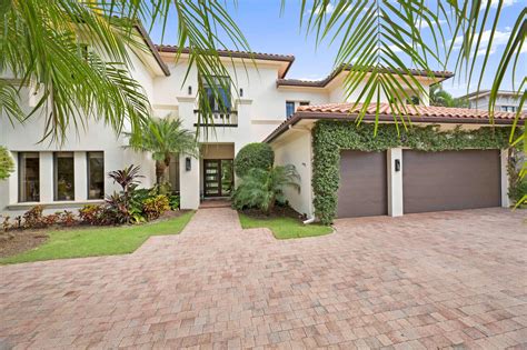 17538 Middlebrook Way Boca Raton Fl 33496 Compass