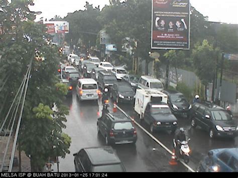Kondisi Jalan Buah Batu Bandung 17 01 Trafficinfo Bandun Flickr