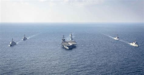 미국 항공모함과 일본 전투기 참가한 한·미·일 합동훈련 실시 [청계천 옆 사진관]