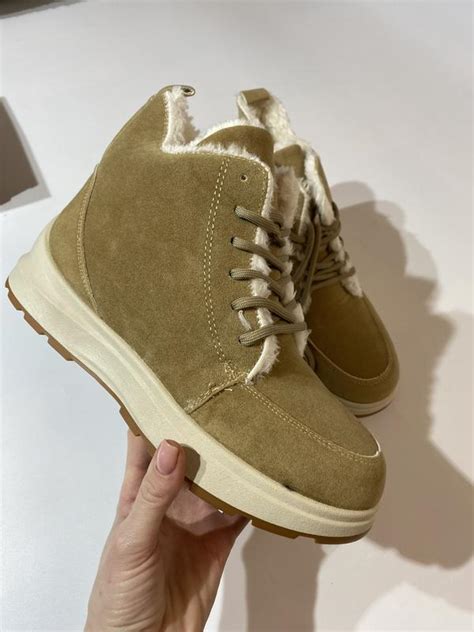 Зимові черевики — ціна 2500 грн у каталозі Черевики Купити жіночі речі за доступною ціною на