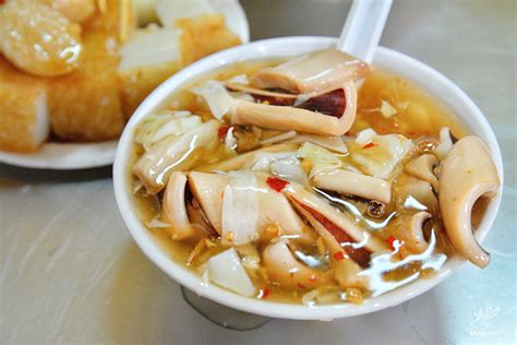 板橋在地美食推薦 黃石市場高記生炒魷魚羹 炸蘿蔔糕與糯米腸 府中站 Banbi 斑比美食旅遊