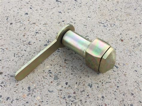 Container Pin