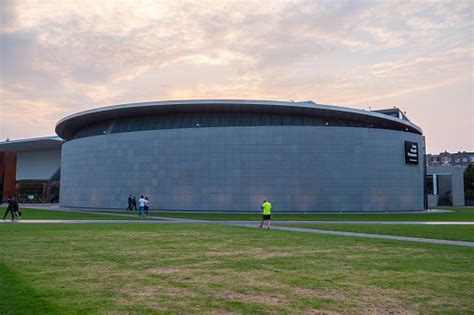 유명한 반 고흐 박물관 암스테르담암스테르담네덜란드7 월 20 일 2017 건축에 대한 스톡 사진 및 기타 이미지 건축 관광