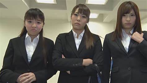 就職活動中の女子大生がストレスでブチ切れて汗ばんだストッキングで脚責 380252人気av女優観察日記 無料アダルト動画大全集