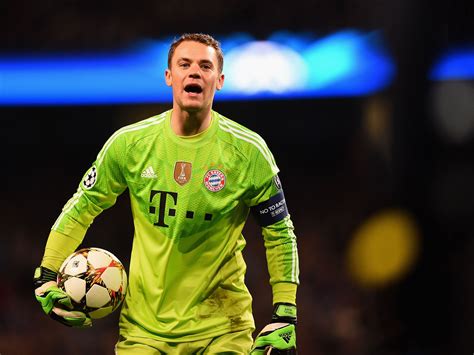 Manuel Neuer Is Human After All Bayern Munich Goalkeeper Gifts