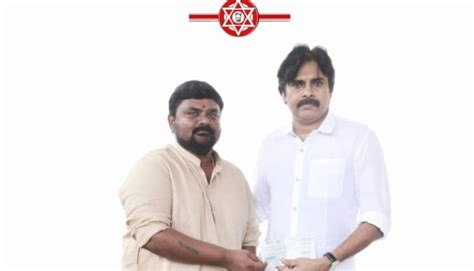 జనసేనకు కార్యకర్త భారీ విరాళం ఎంతో తెలుసా