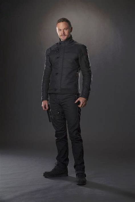 Killjoys Bild Aaron Ashmore 168 Von 242 Filmstarts De